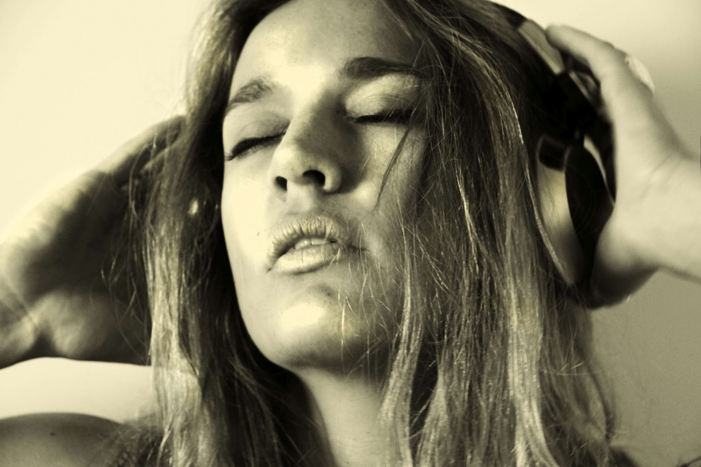 DJ Mina realizó un increíble set en vivo para Ibiza Global Radio ...