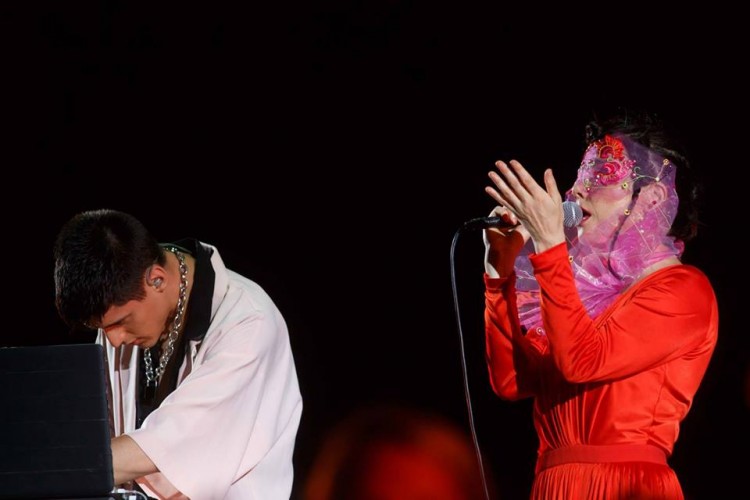 Arca lanza nuevo disco, Mutant | Danzeria Mag